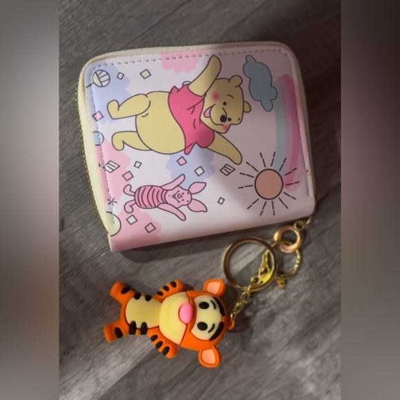 Disney | Bags | Winnie The Pooh Wallet With Tigger Quote Keychains New ...
